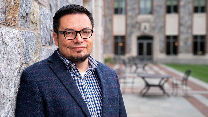 Interview with Pablo Rivas on his new book "Deep Learning for Beginners ...